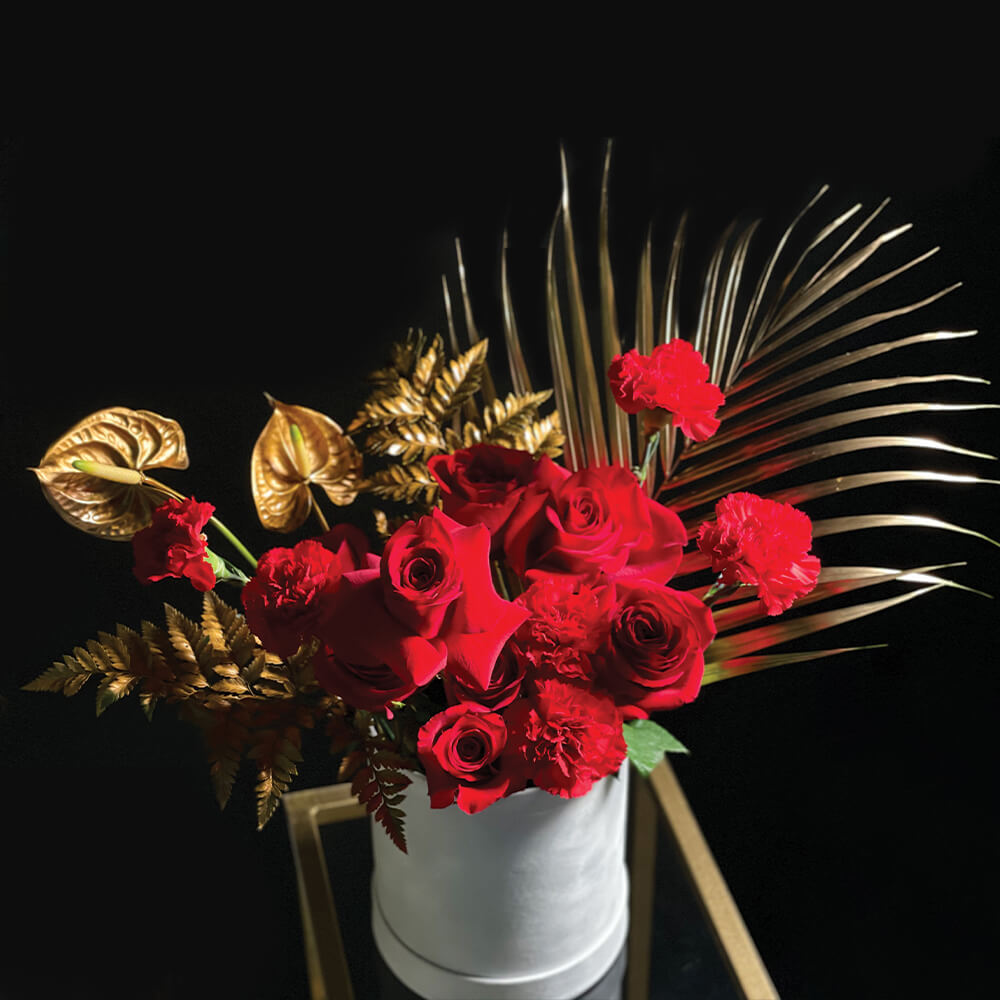 Caesar Flower Box | Flowers Bouquet Delivery in Dubai | Aiwa Flowers