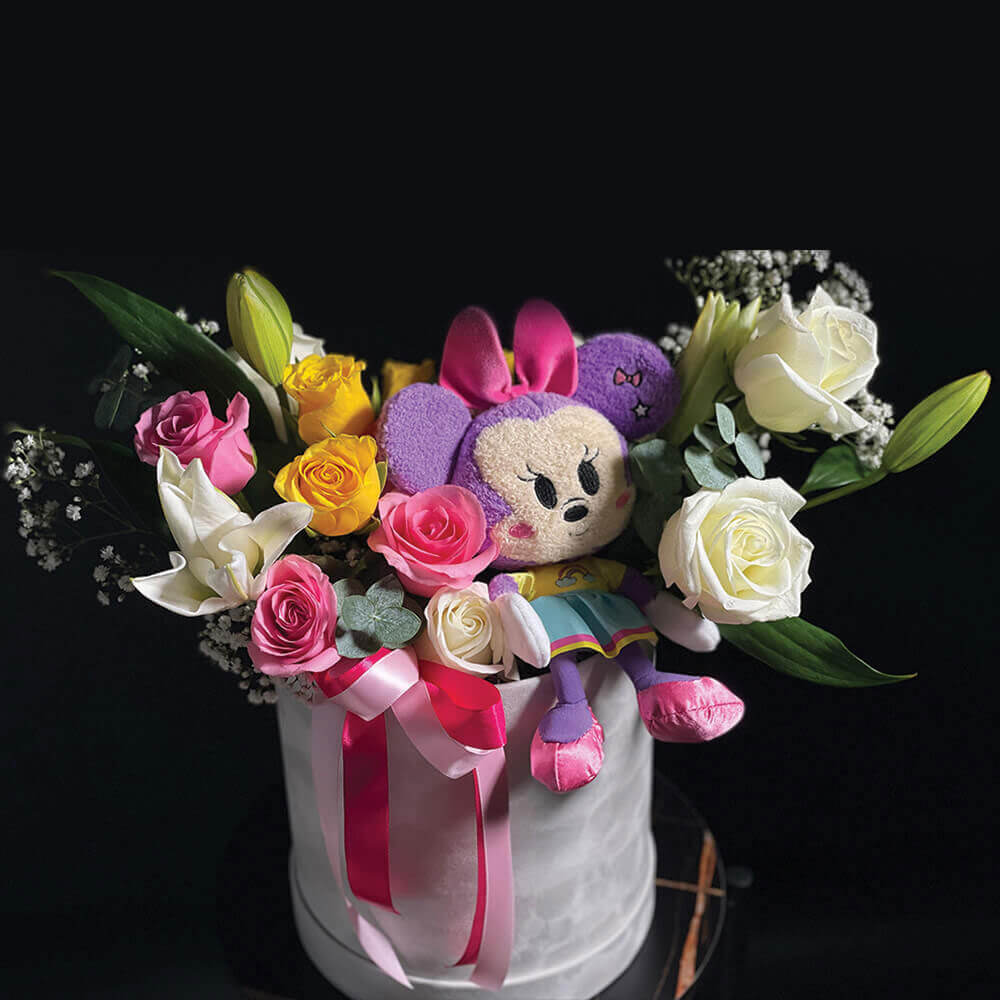 Minnie Mouse Flowers Bouquet | Express Flower Delivery in Dubai - Aiwa ...