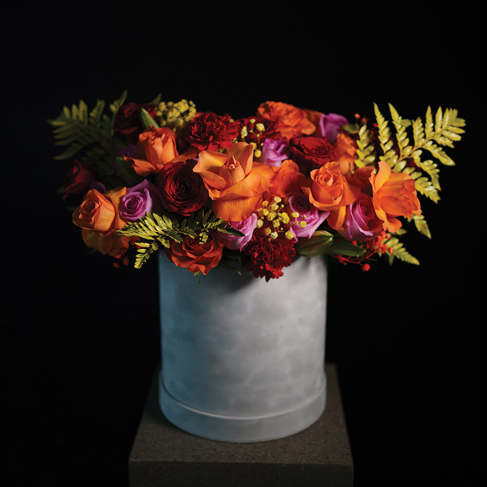 Flowers Boxes with different colors of Roses, Flowers Bouquets Delivery ...